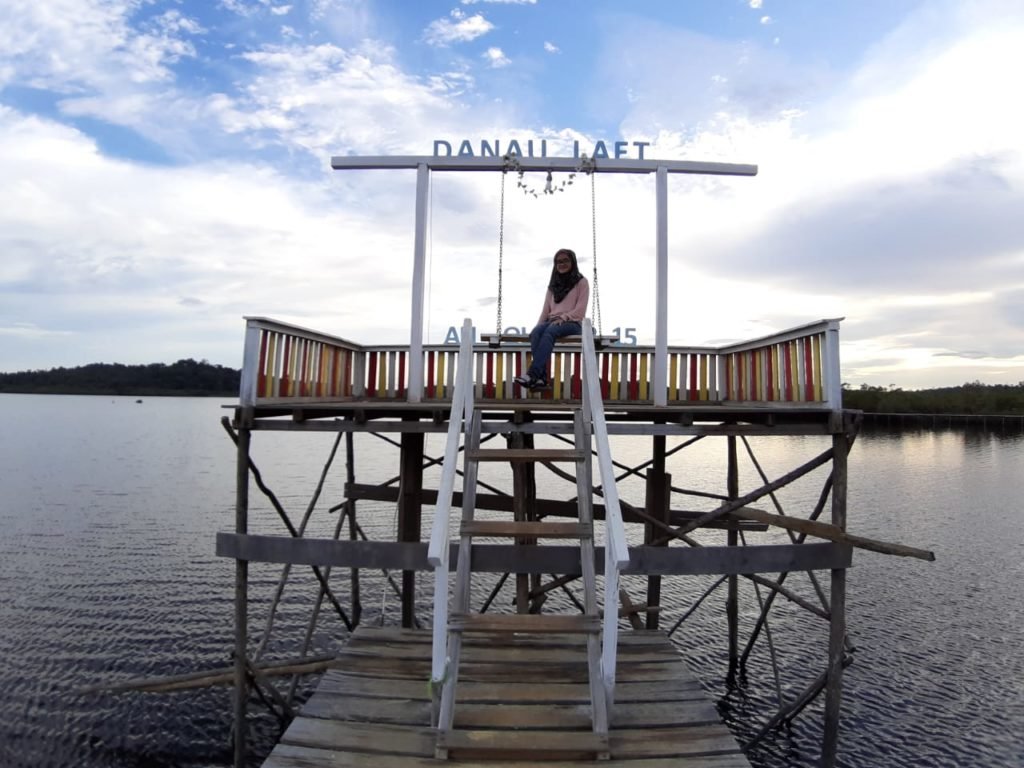 Harga Tiket Danau Laet, Destinasi wisata Baru di Kalimantan Barat ...