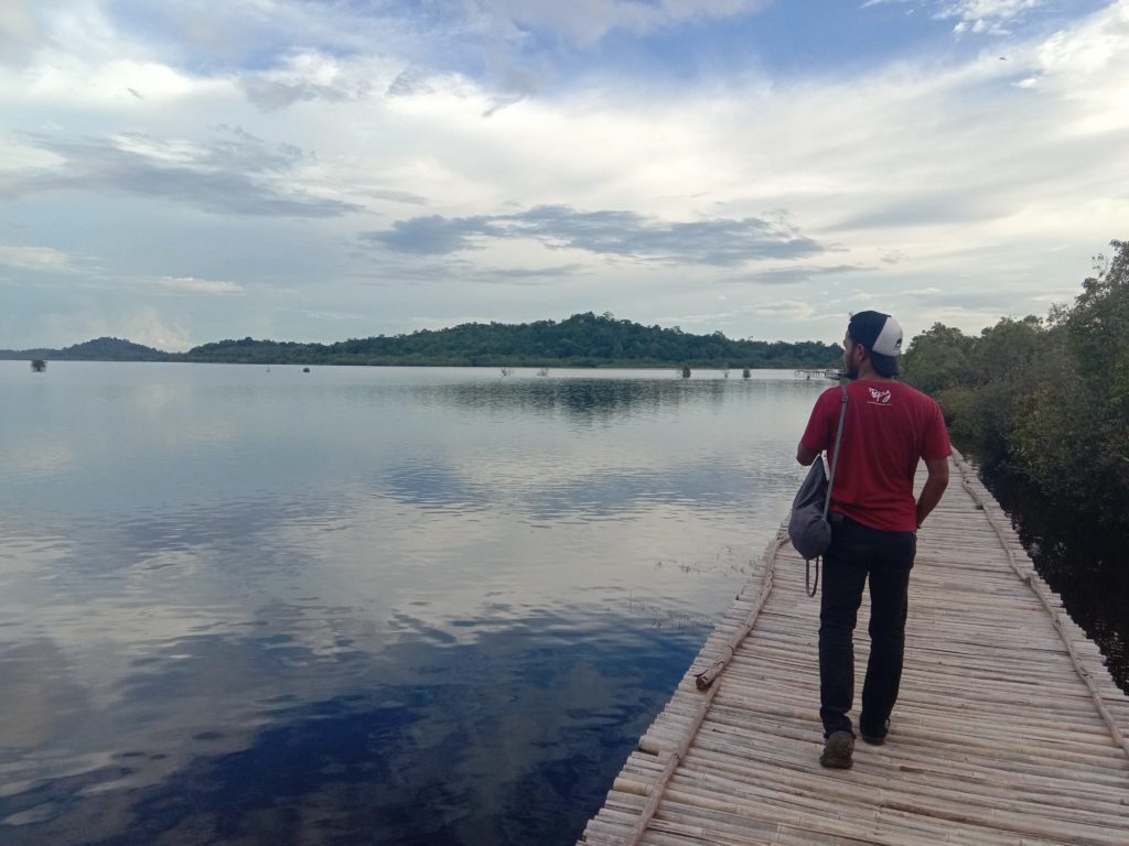 Harga Tiket Danau Laet, Destinasi wisata Baru di Kalimantan Barat ...