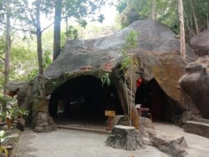 Mengenal Budha lewat Bukit Fathin San di Sungailiat Bangka - KATA OMED