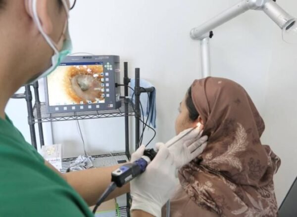 7 Cara Mengobati Sakit Telinga Sebelah Kanan - KATA OMED