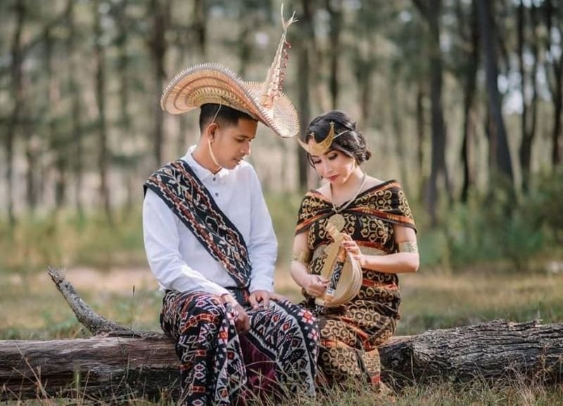 6 Daftar Pakaian Adat Khas Pulau Timor NTT - KATA OMED